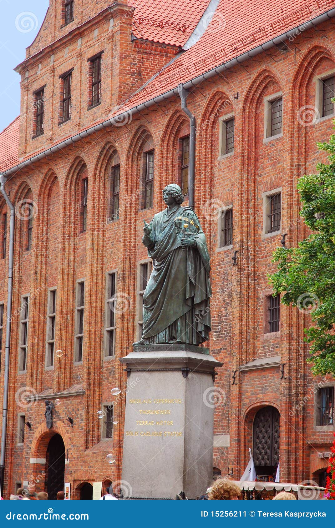 Nicolaus Copernicus Monument in Torun Stock Image - Image of astronomy ...