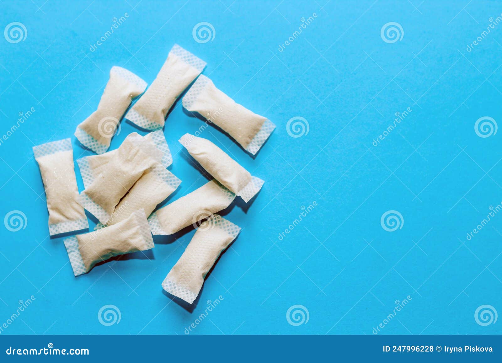 Nicotine Snus Spiders Tabletas Para Dejar De Fumar Concepto. Foto de ...