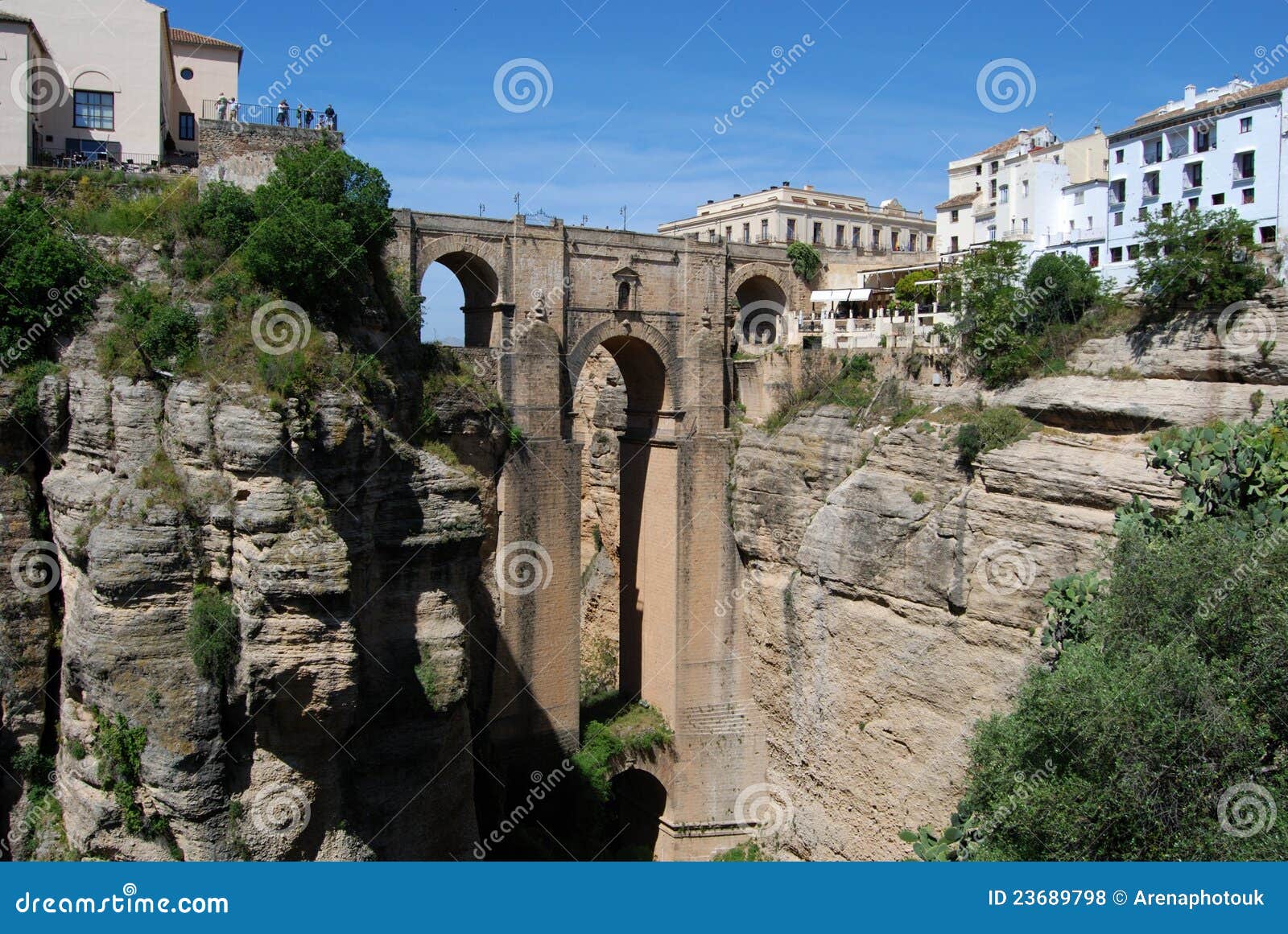 Nieuwe Brug, Ronda stock foto. Image of overspannen, groot - 23689798