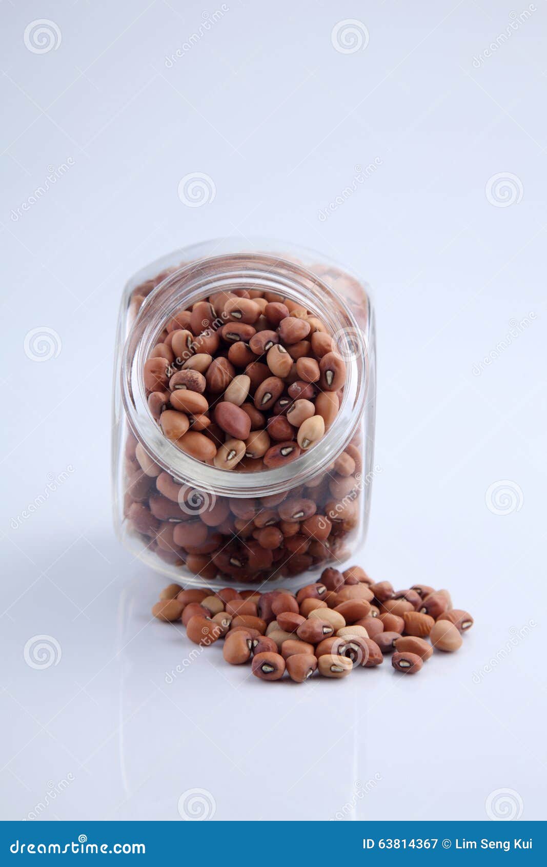 Nigerian brown beans stock image. Image of food, uncooked - 63814367