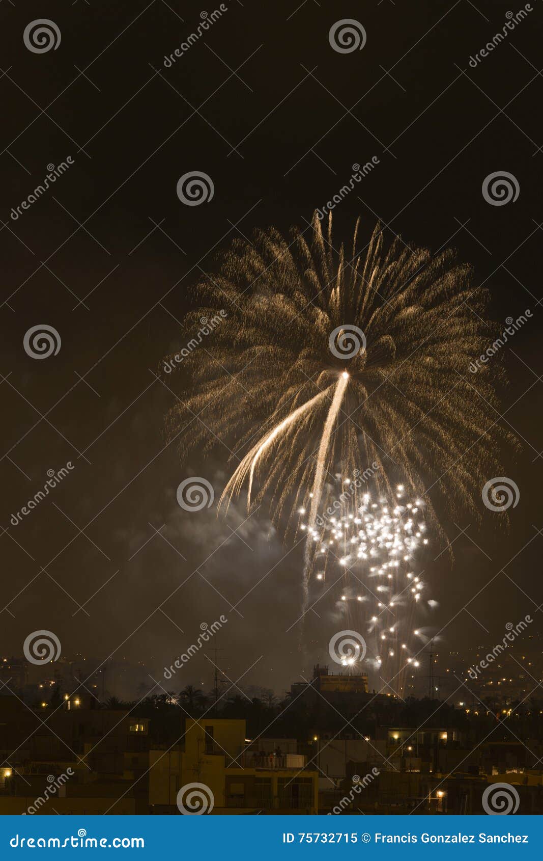 Night of Alborada Fireworks for an Hour in the City of Elche. Editorial ...