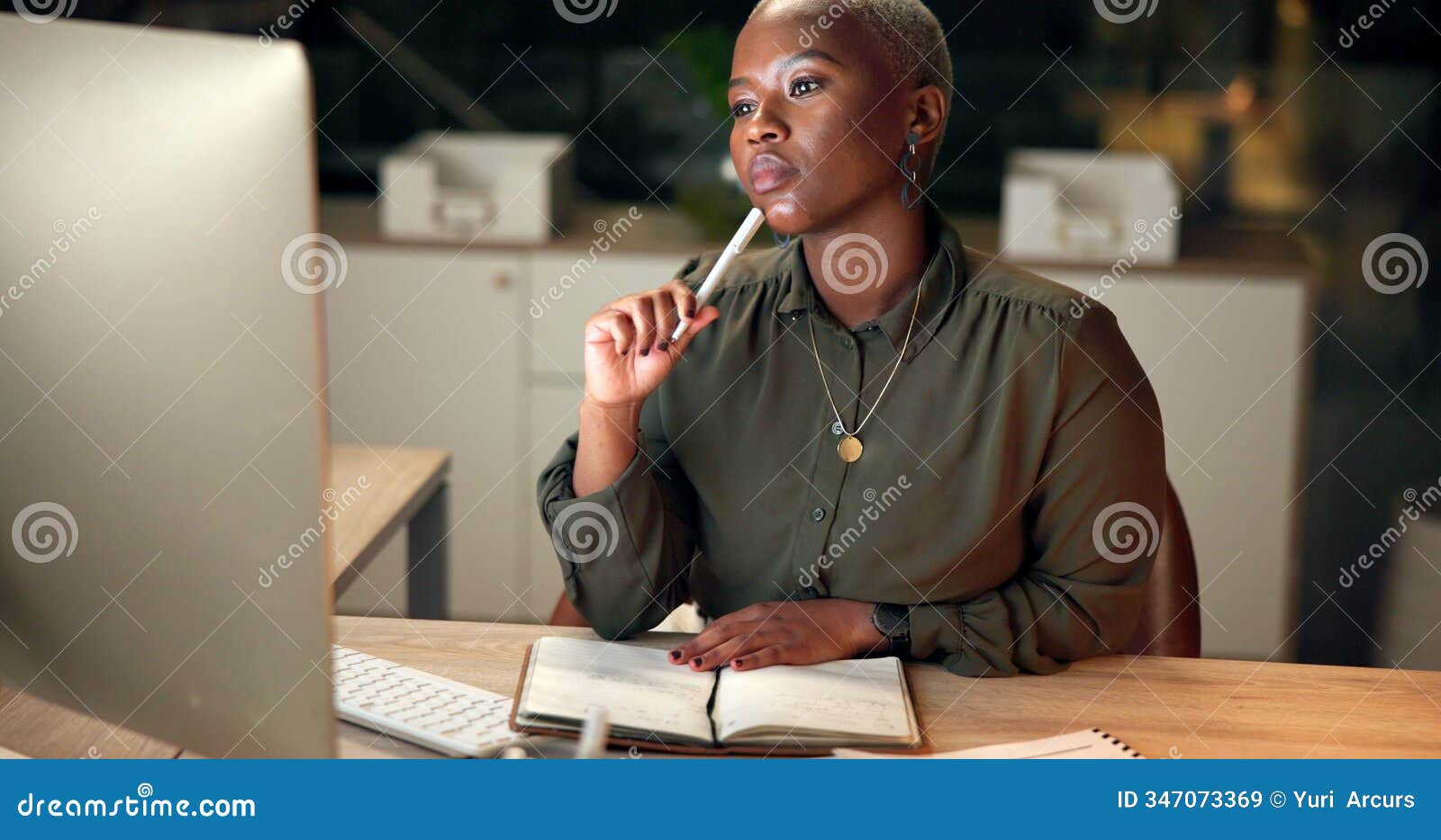 Night, Black Woman and Thinking at Computer for Planning, Mind Map and ...