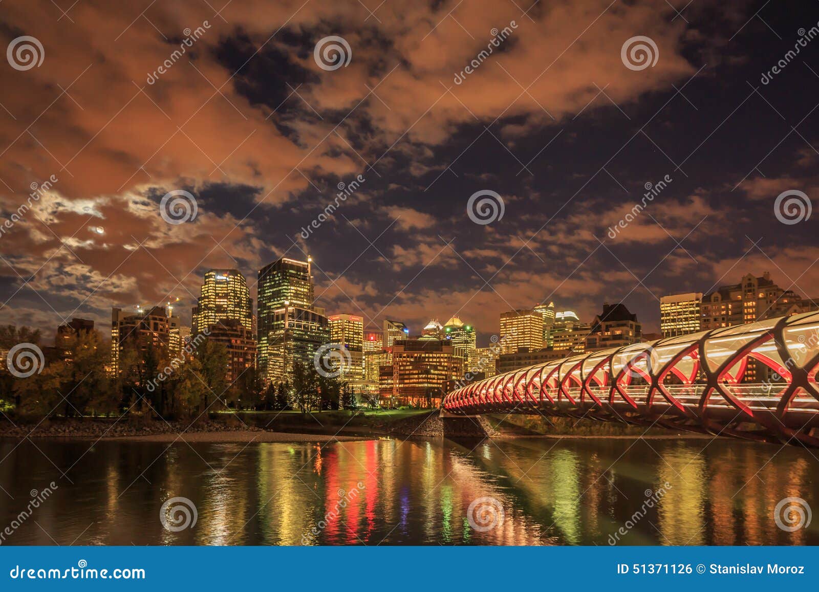 Night Calgary editorial photo. Image of business, artistic - 51371126