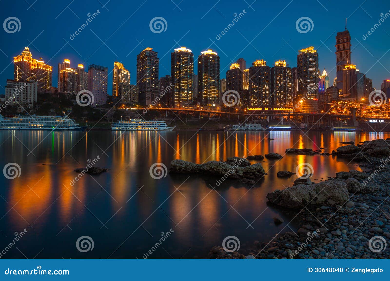Night in Chongqing editorial image. Image of black, chongqing - 30648040