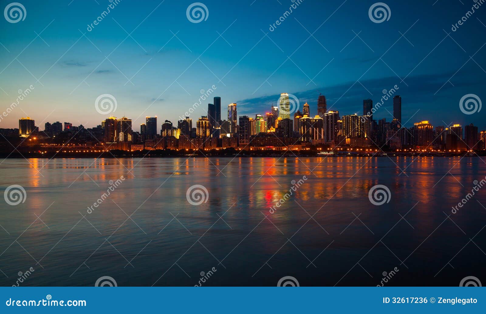 Night in Chongqing editorial photo. Image of chaotianmen - 32617236
