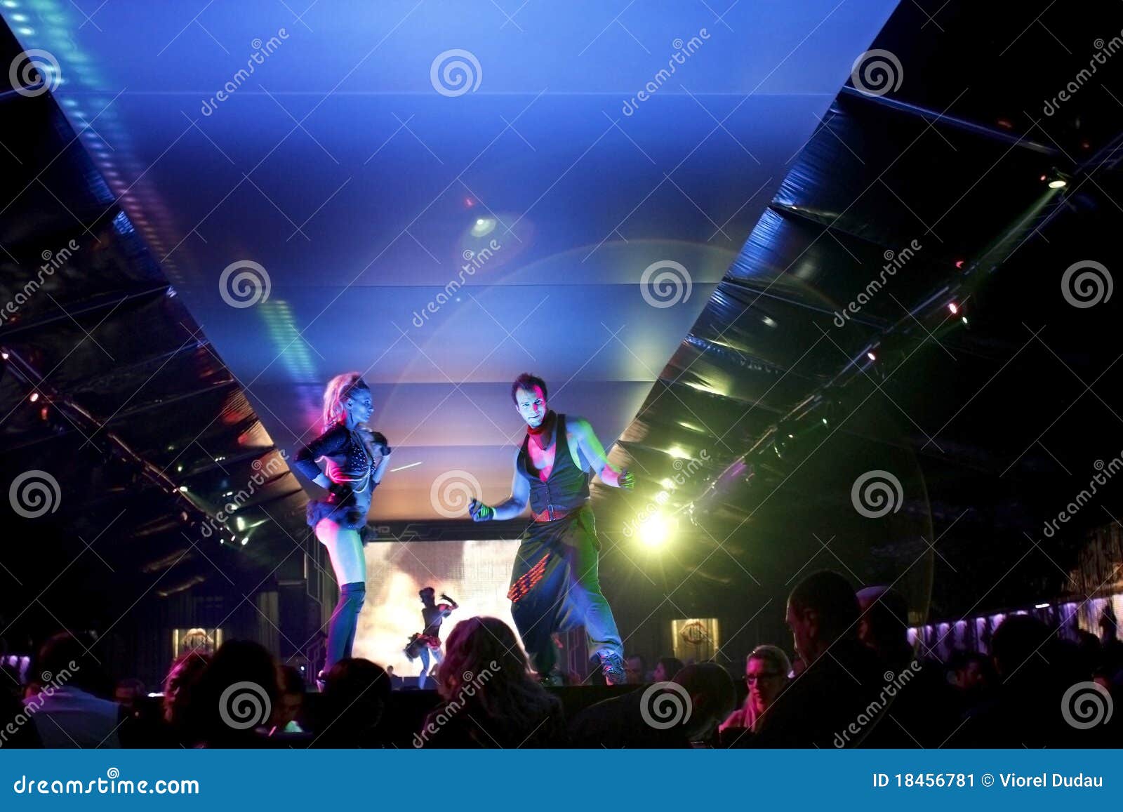 Night club scene editorial photo. Image of celebrate - 18456781