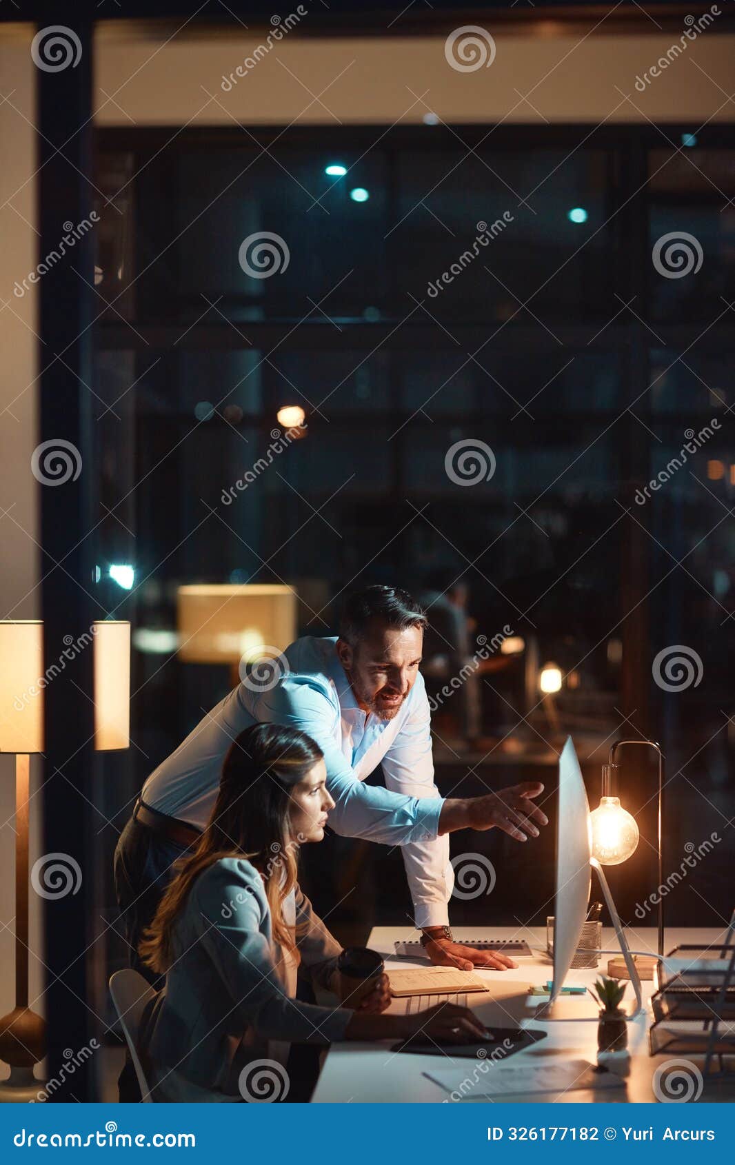 Night, Coaching or Business People on Computer for Helping in Office ...