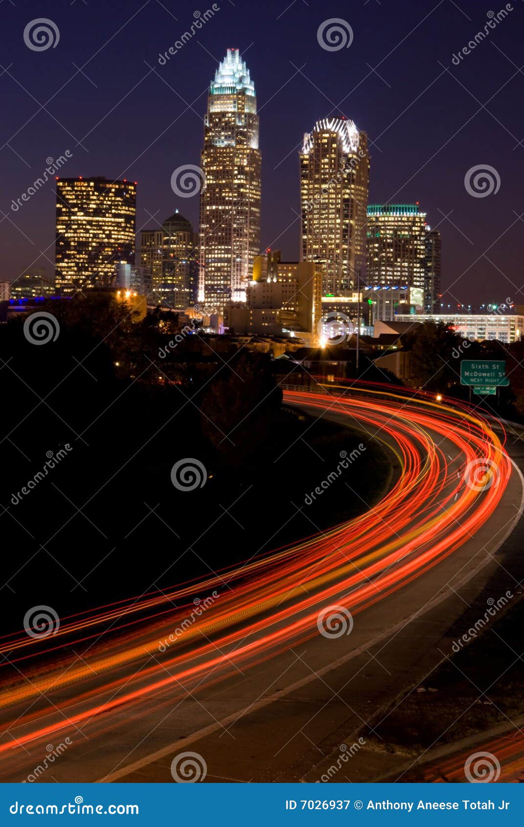 Night Commute stock image. Image of busy, bridge, downtown - 7026937