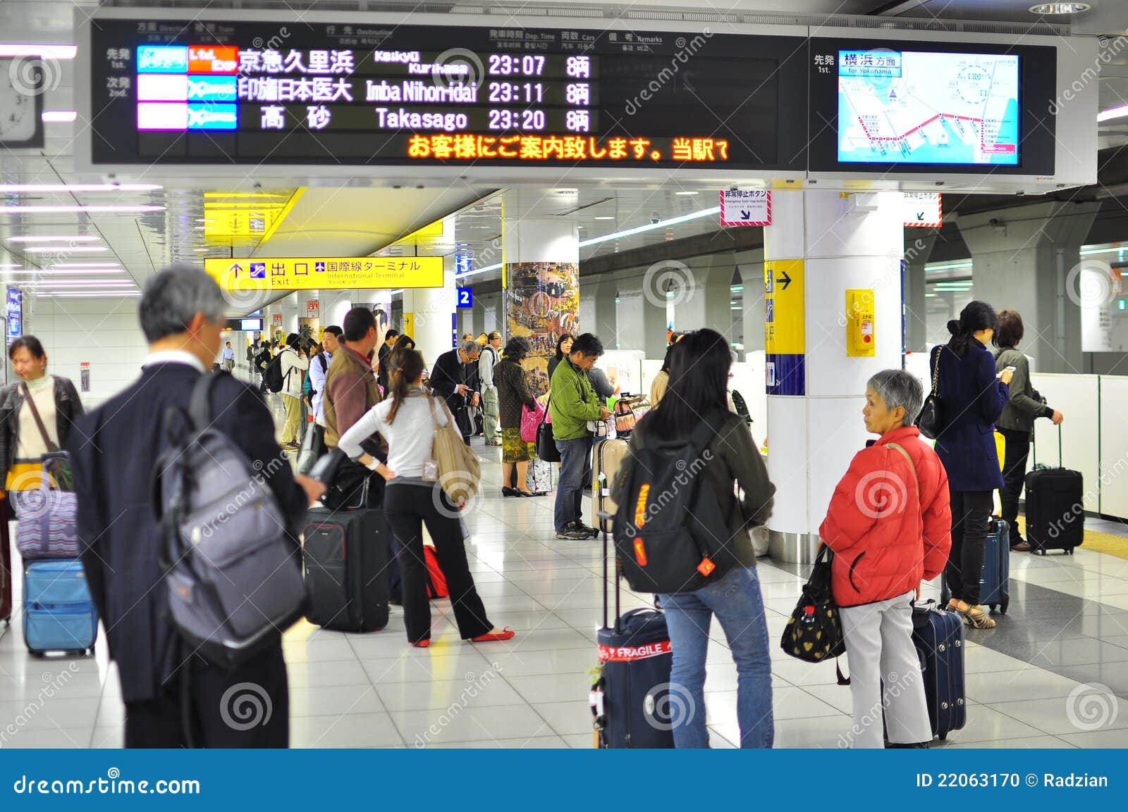 Night Commute on the Subway Editorial Image - Image of travel, tokens ...