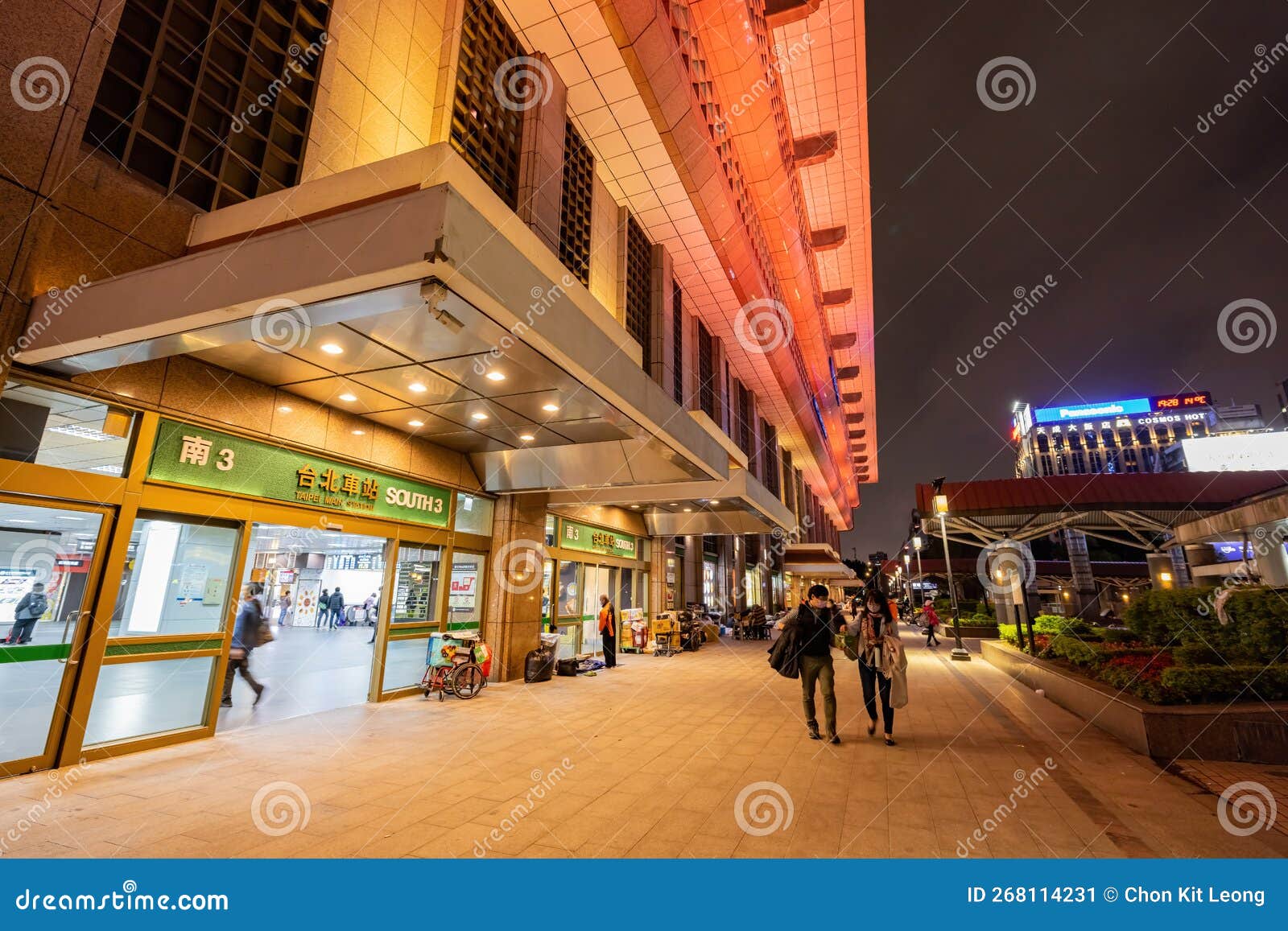 Night Exterior View of the Taipei Main Station Editorial Photo - Image ...