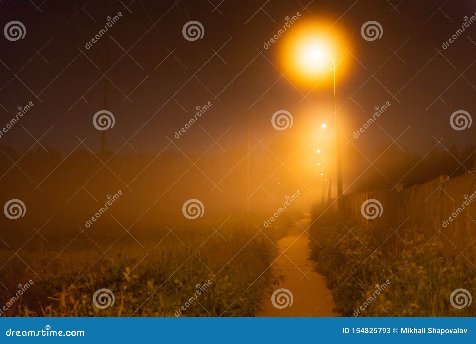 Night Fog and Street Lights Stock Image - Image of lamp, evening: 154825793