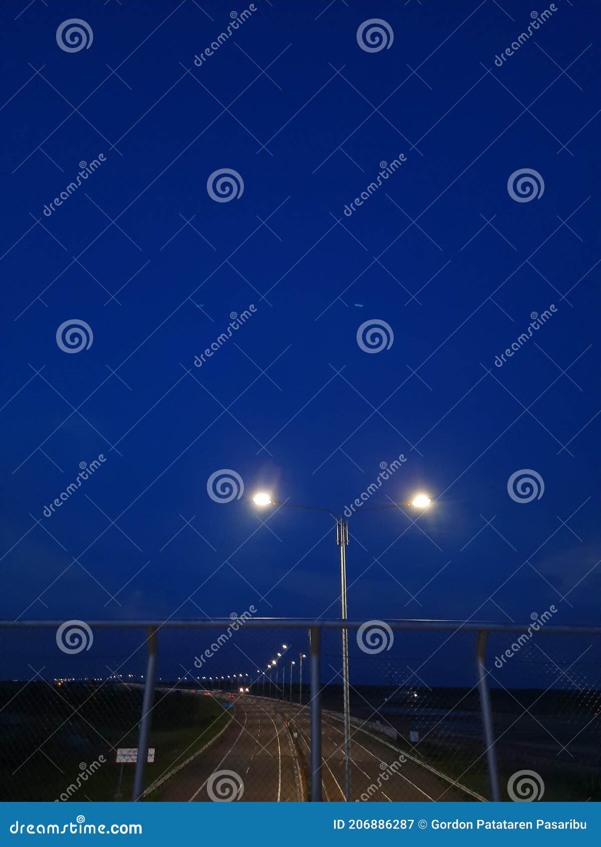 Night at freeway stock image. Image of wing, sunlight - 206886287