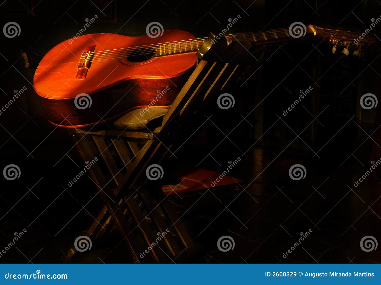 Night guitar stock image. Image of dark, darkness, guitar - 2600329