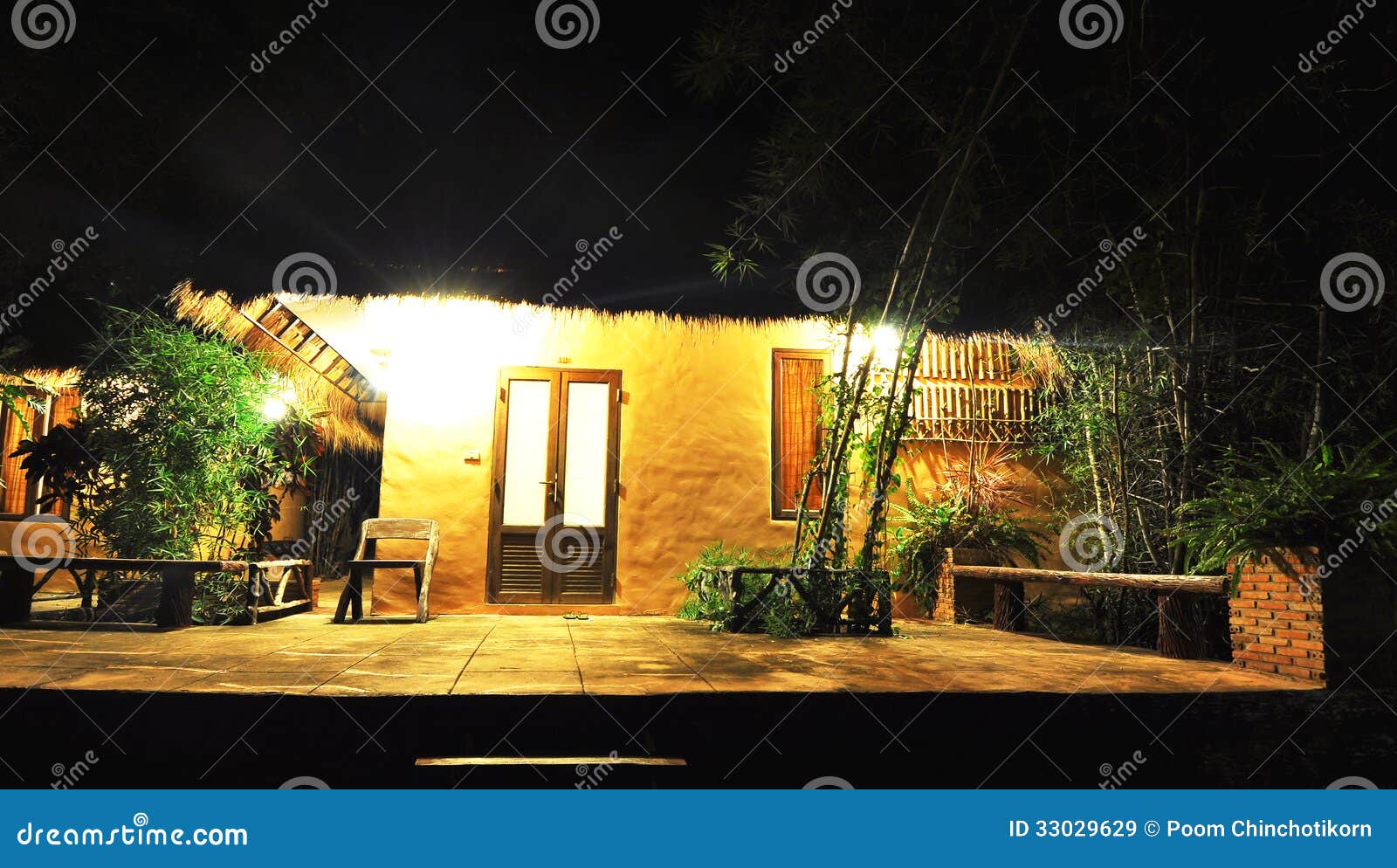 Night House stock image. Image of entrance, lantern, lampstreet - 33029629