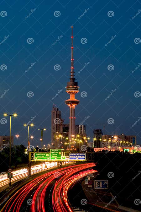 A night in Kuwait City stock photo. Image of canon, light - 7198864