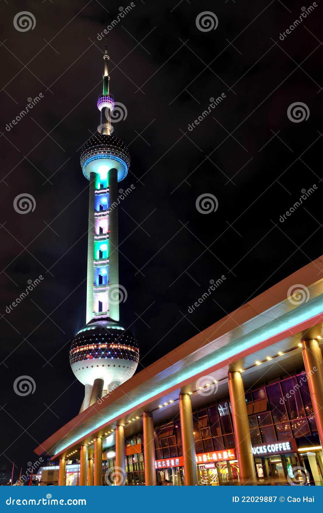Night Lighting of Shanghai Oriental Pearl Tower Editorial Photography ...