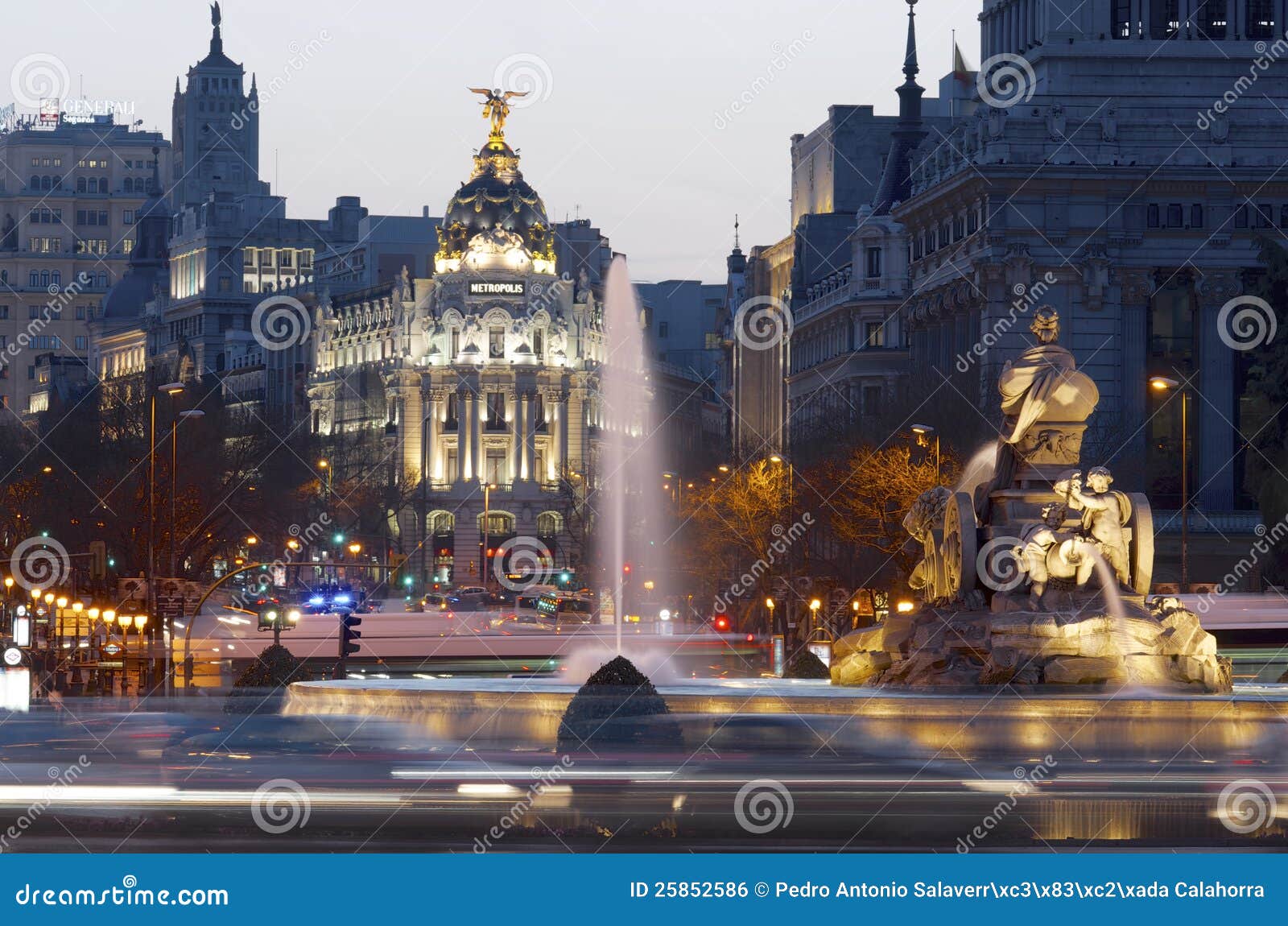 Night Madrid editorial photo. Image of monument, landmark - 25852586