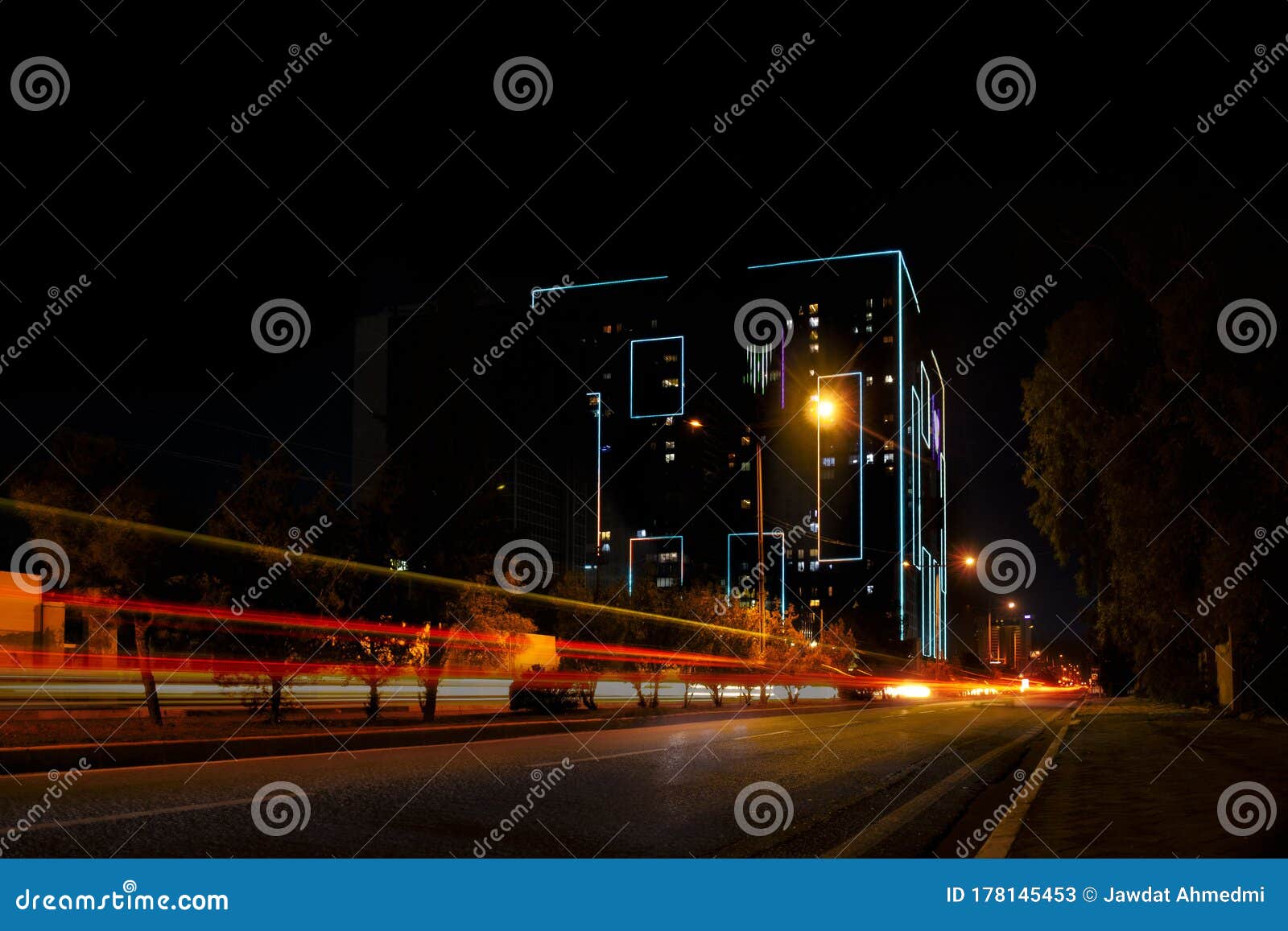 Night Movement in Erbil City Editorial Stock Photo - Image of erbil ...