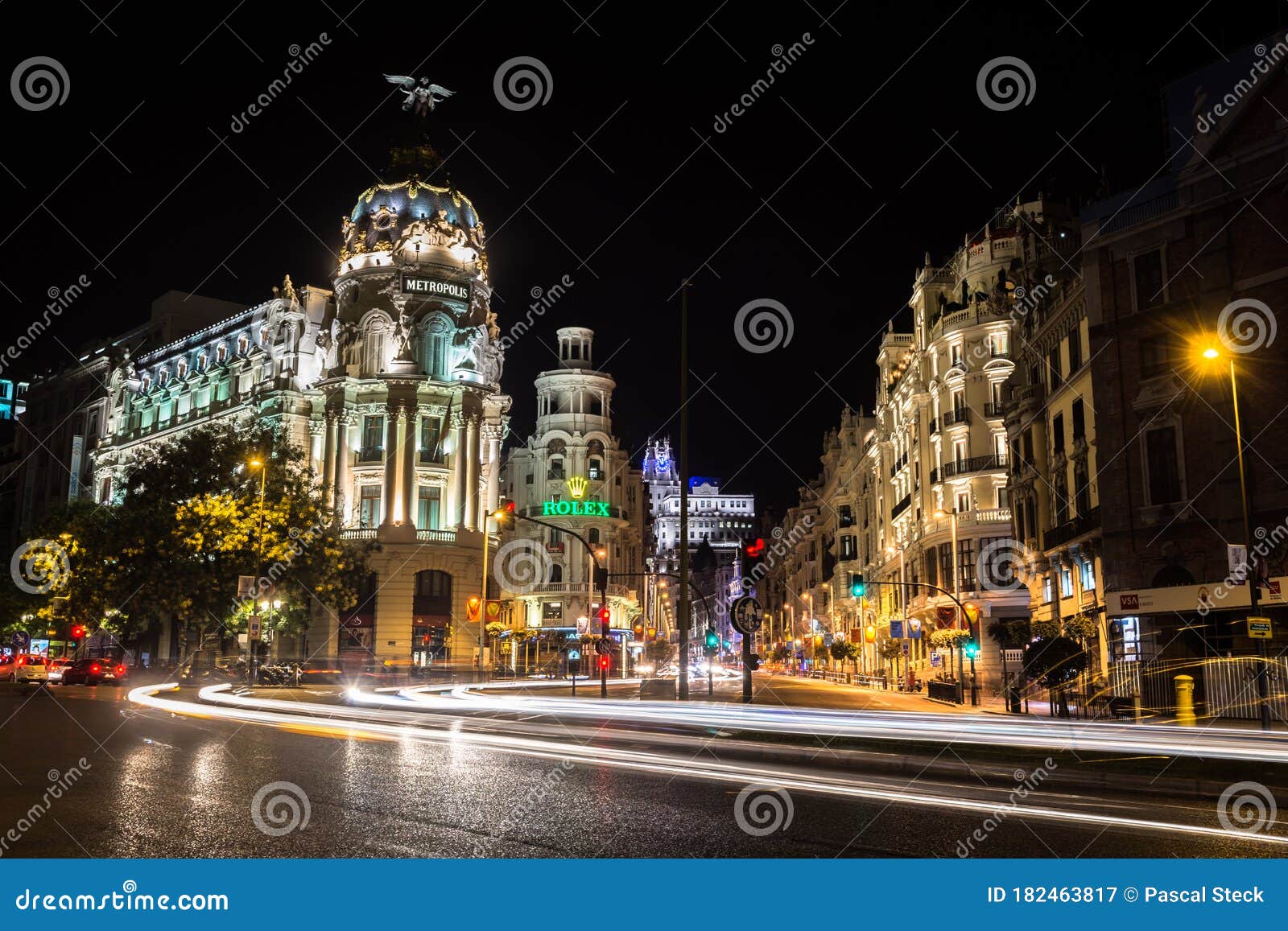 Night Photography Car Light Trails Bottom View Edificio Metropolis ...