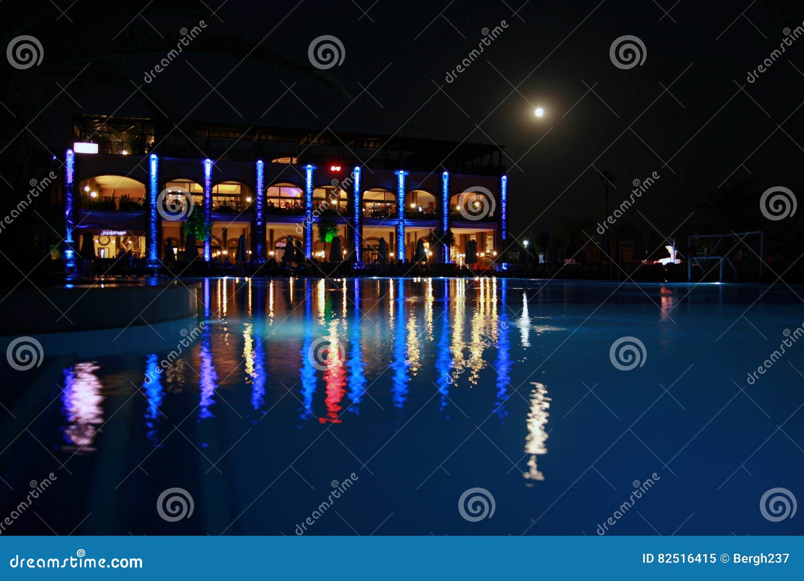 By night. editorial image. Image of night, resort, beach - 82516415