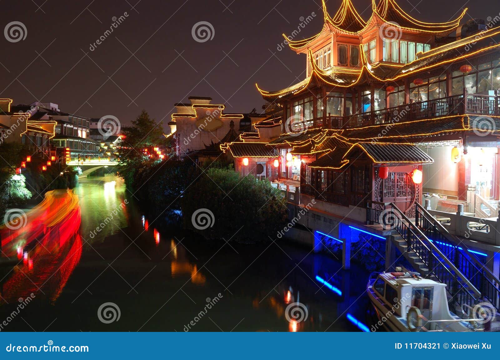 Night scene in China stock image. Image of night, house - 11704321