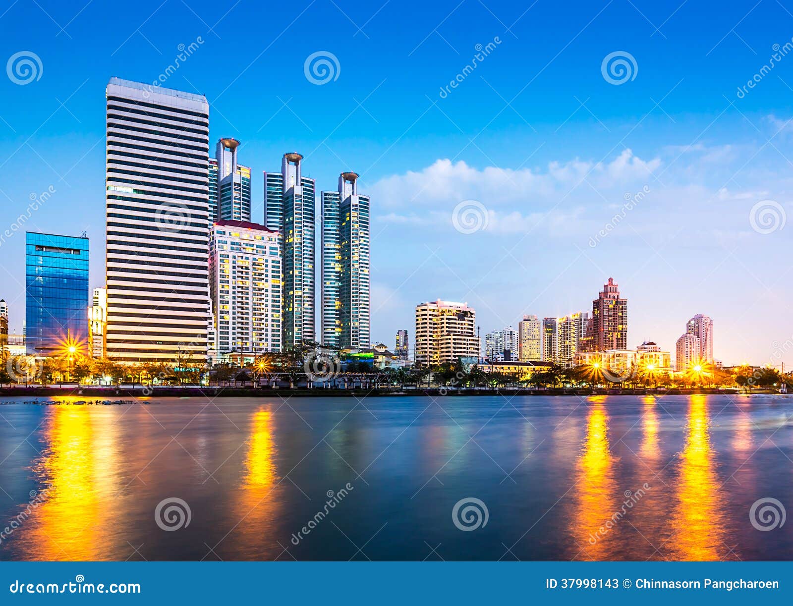 Night scene cityscape stock image. Image of condo, city - 37998143