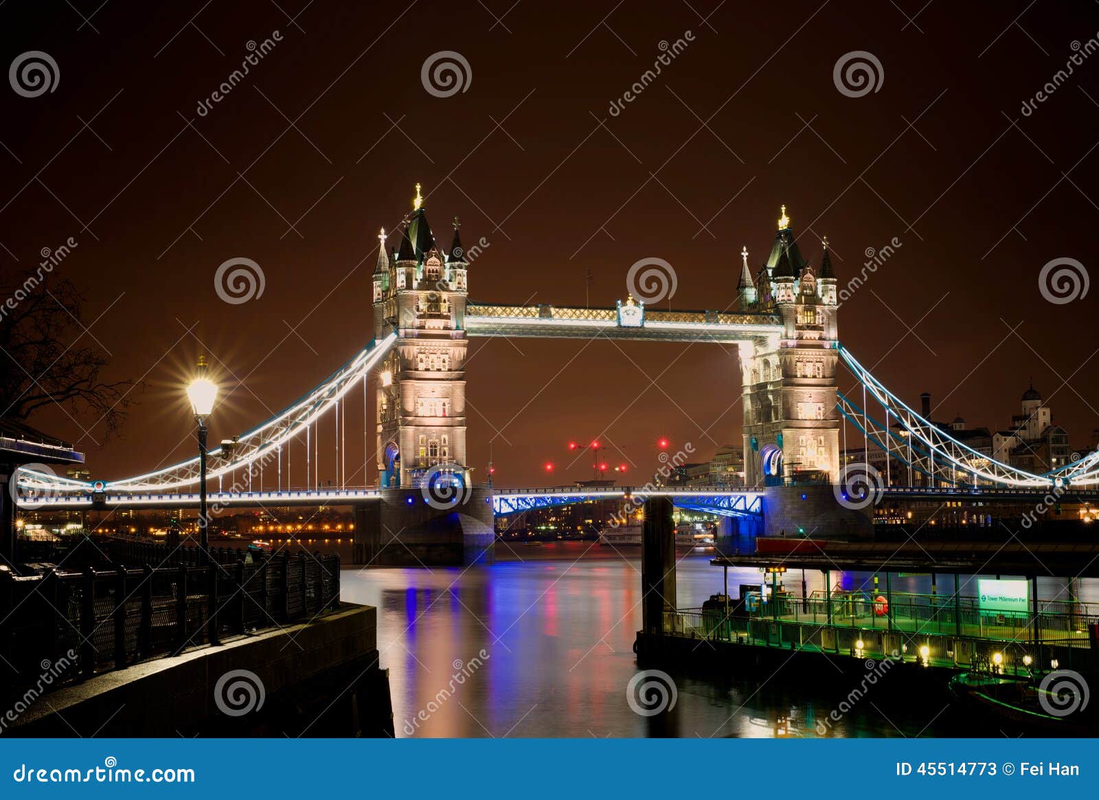 Night Scene of Tower Bridge Stock Image - Image of berlin, front: 45514773