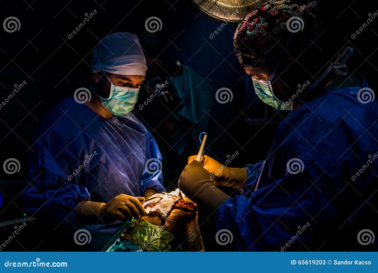 Night shift at the ER stock image. Image of hospital - 65619203