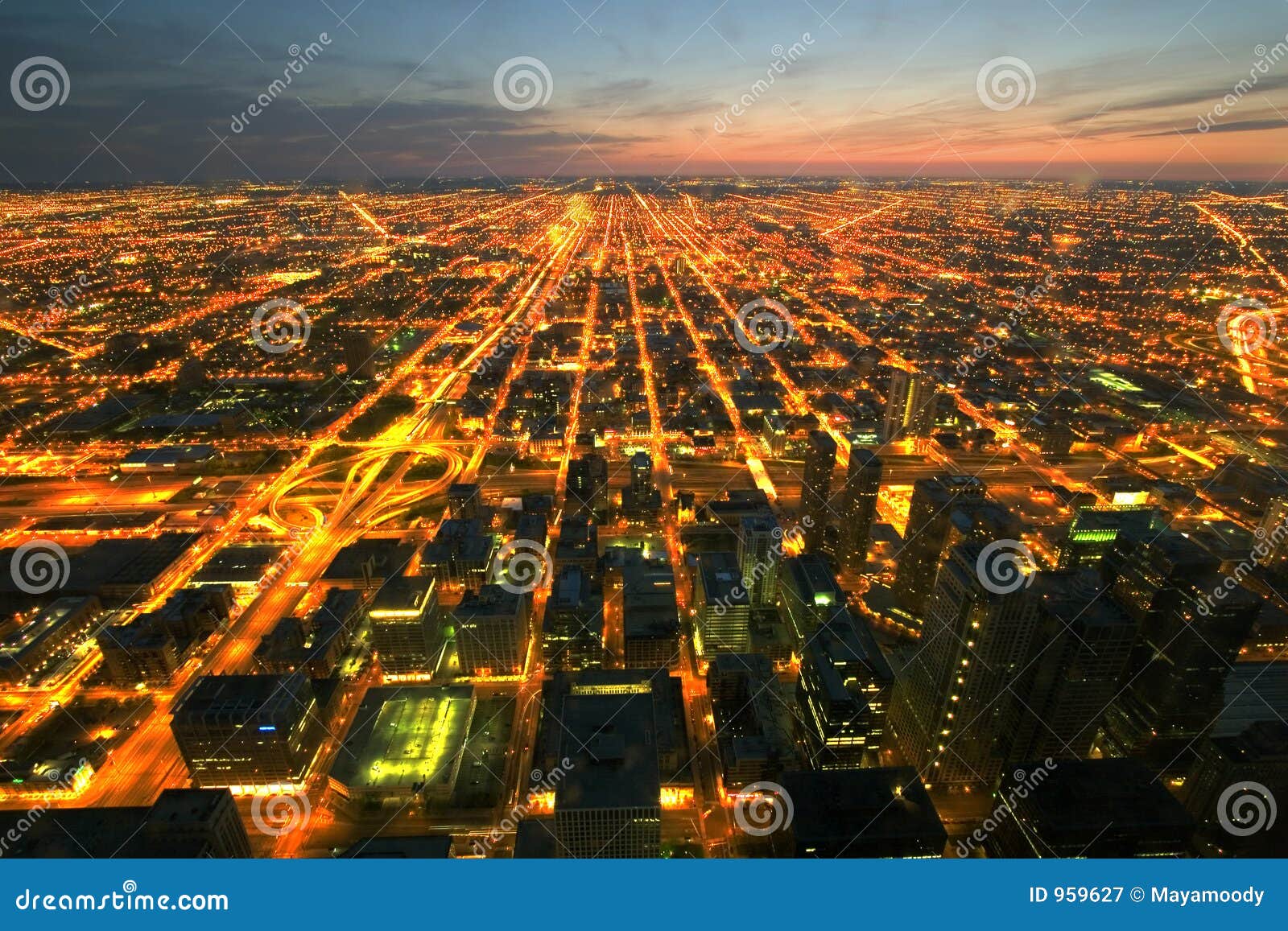 Night Time Aerial View of Chicago Stock Image - Image of dusk, streets ...