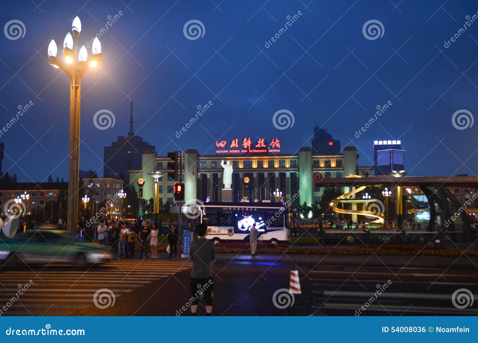 Night time in Chengdu editorial photo. Image of chengdu - 54008036