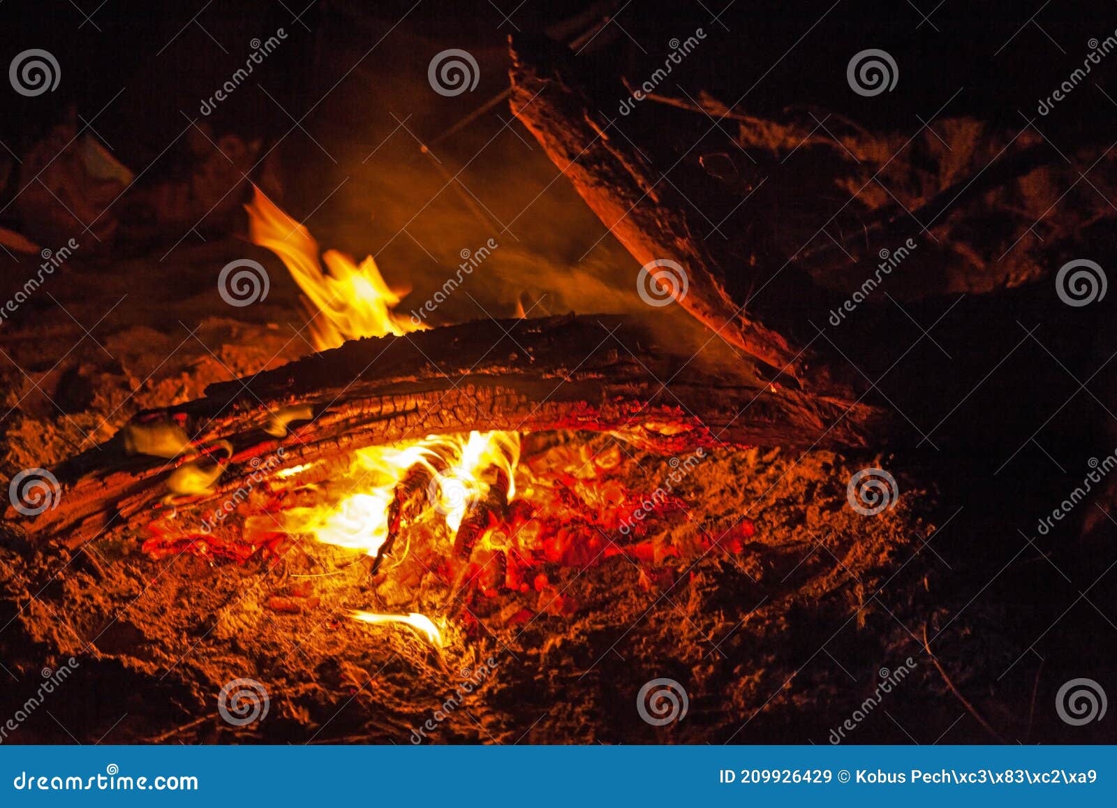 Night time fire 3858 stock image. Image of night, smolder - 209926429