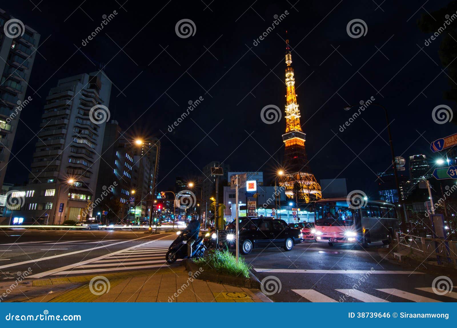 Night Time View of Tokyo Tower Editorial Photo - Image of urban, dark ...