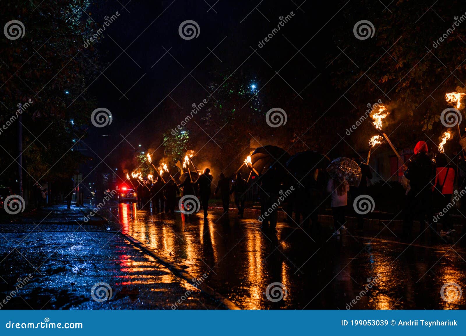 Night Torch, Bright Torch Lights on the Streets of the Night City ...