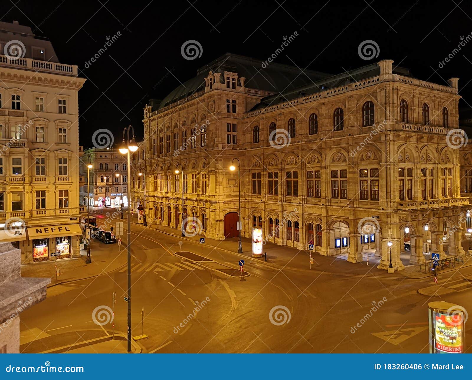 A night in Vienna editorial photo. Image of mrbanana20 - 183260406