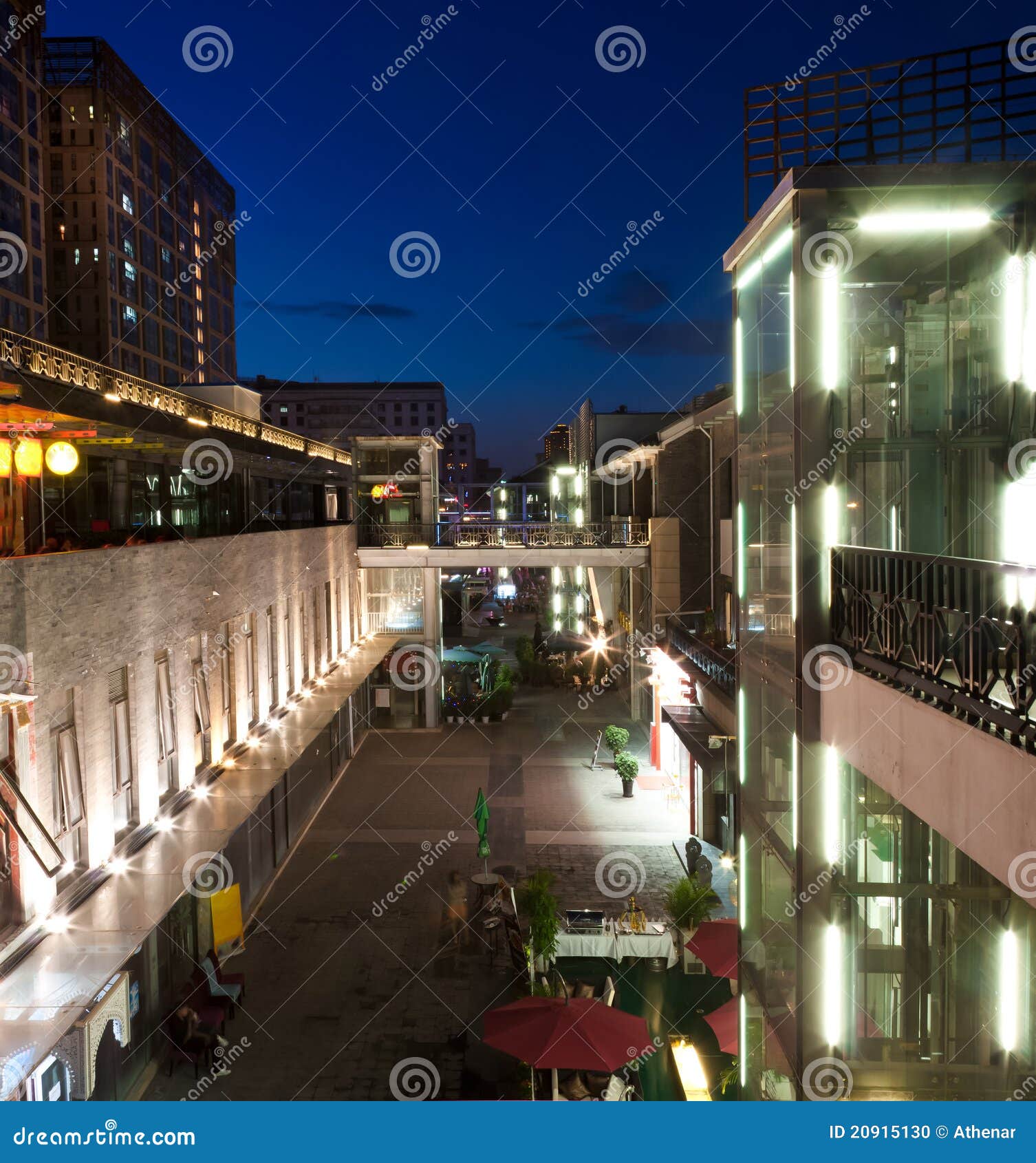 Night View of the Bar Street Stock Photo - Image of asian, alley: 20915130