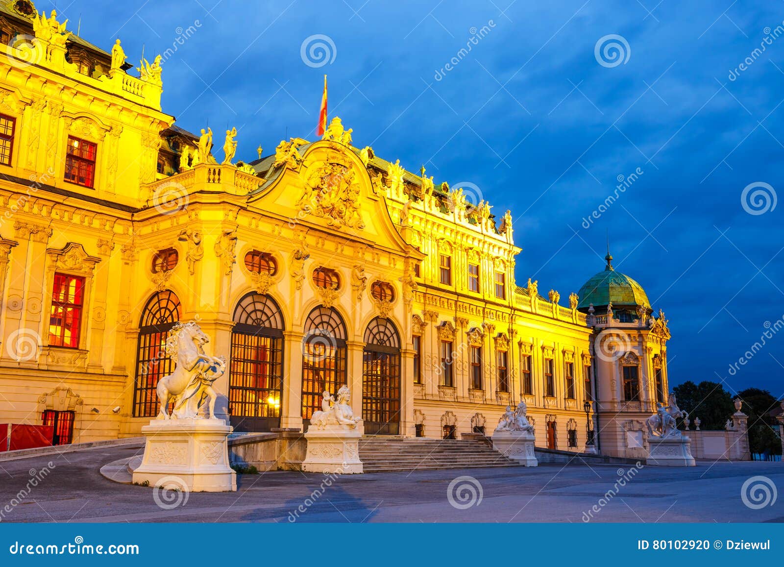 Night View of Belvedere Palace in Vienna Stock Photo - Image of ...