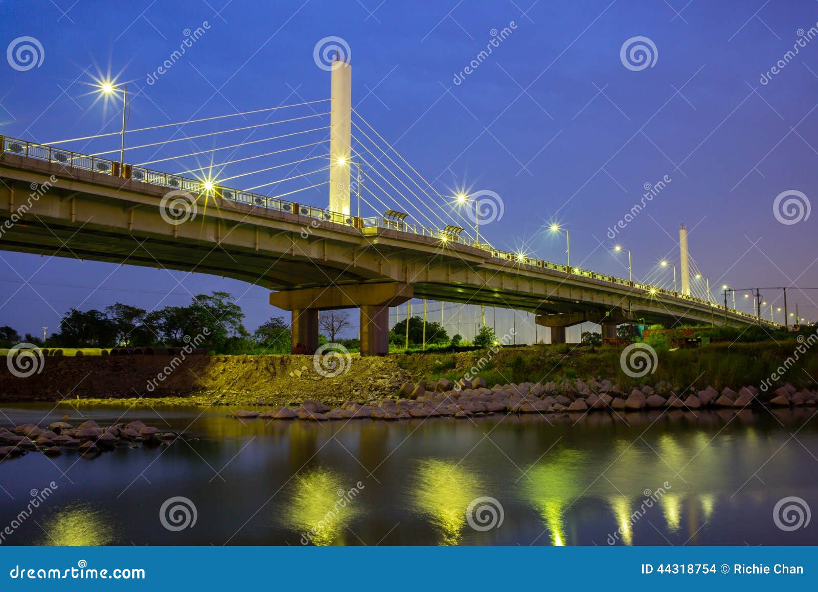Night view of a bridge stock photo. Image of riverbank - 44318754