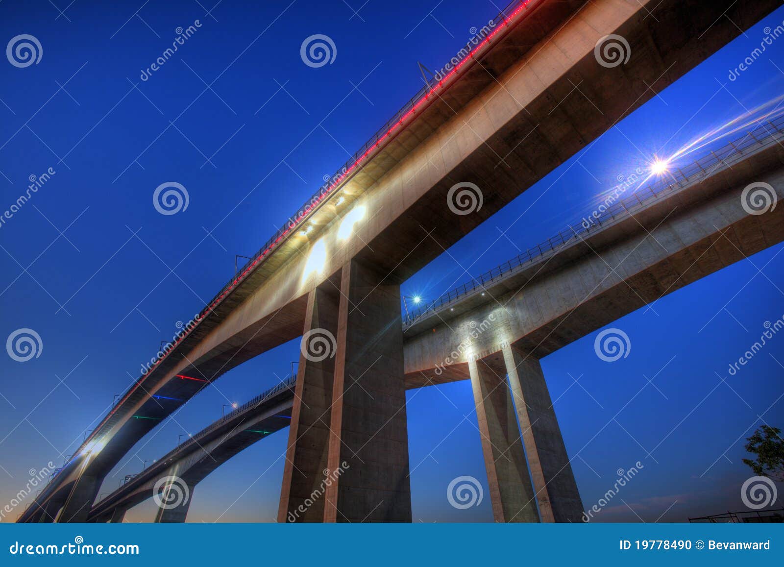Night View of Brisbane Gateway Bridge Stock Photo - Image of concrete ...