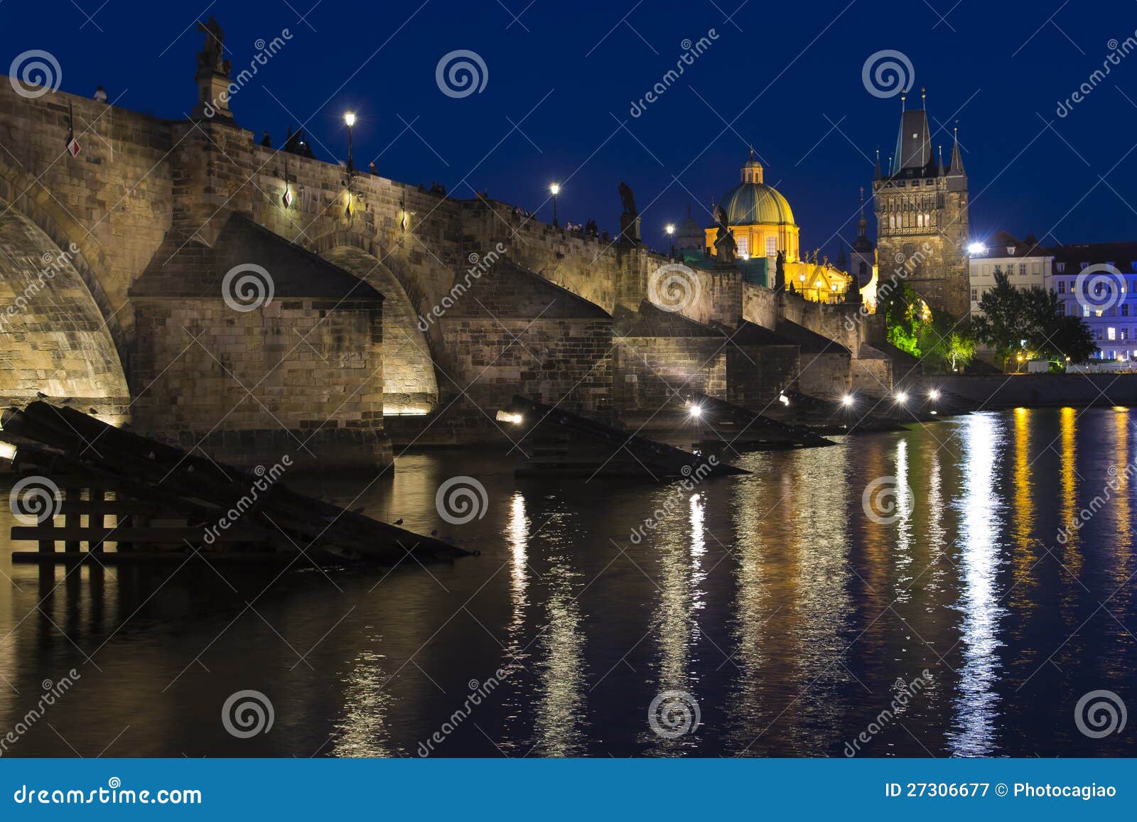 Night View of Charles Bridge Stock Image - Image of panoramic, landmark ...