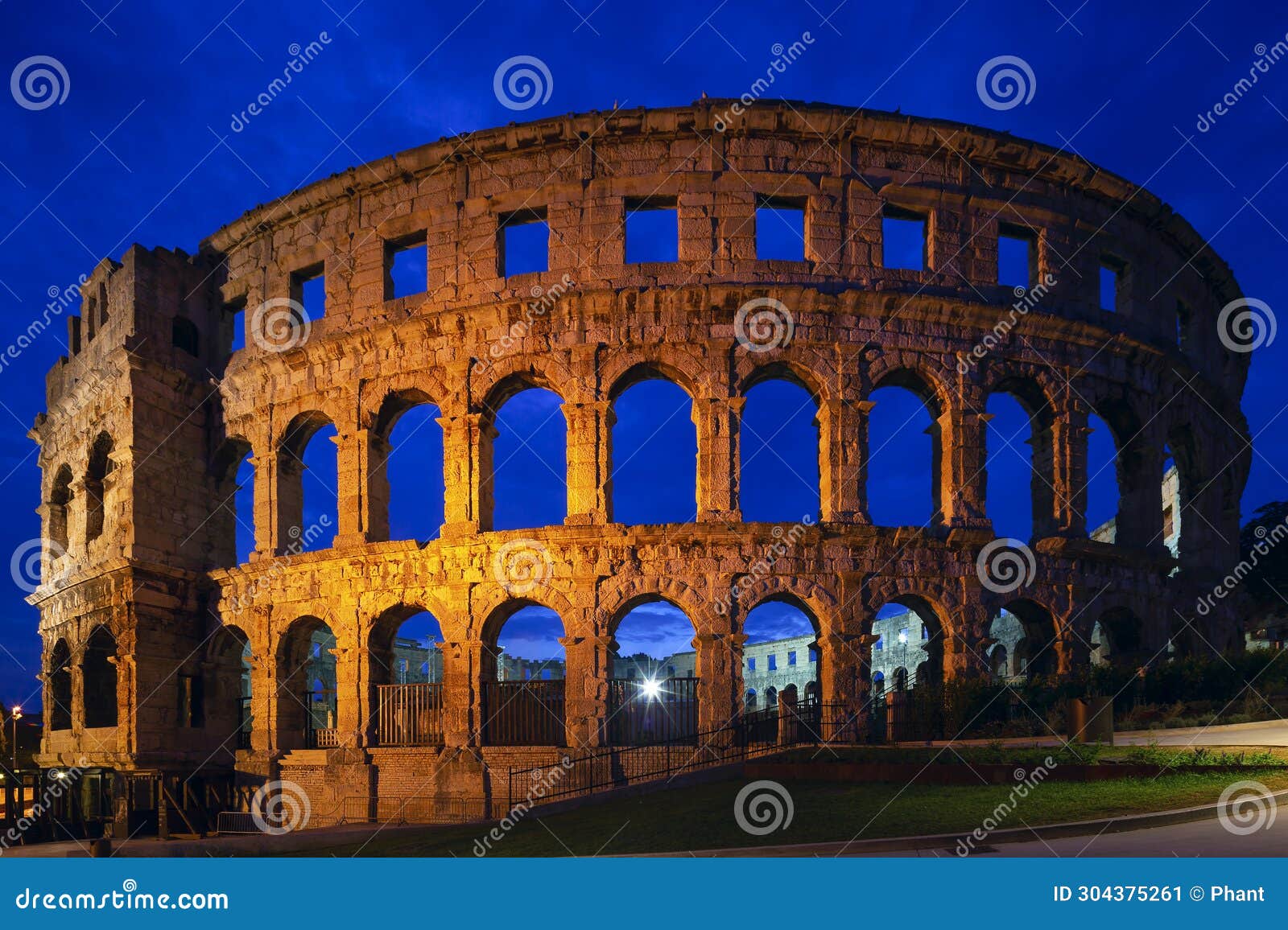 Night View of Coliseum in Pula, Croatia Stock Image - Image of ...