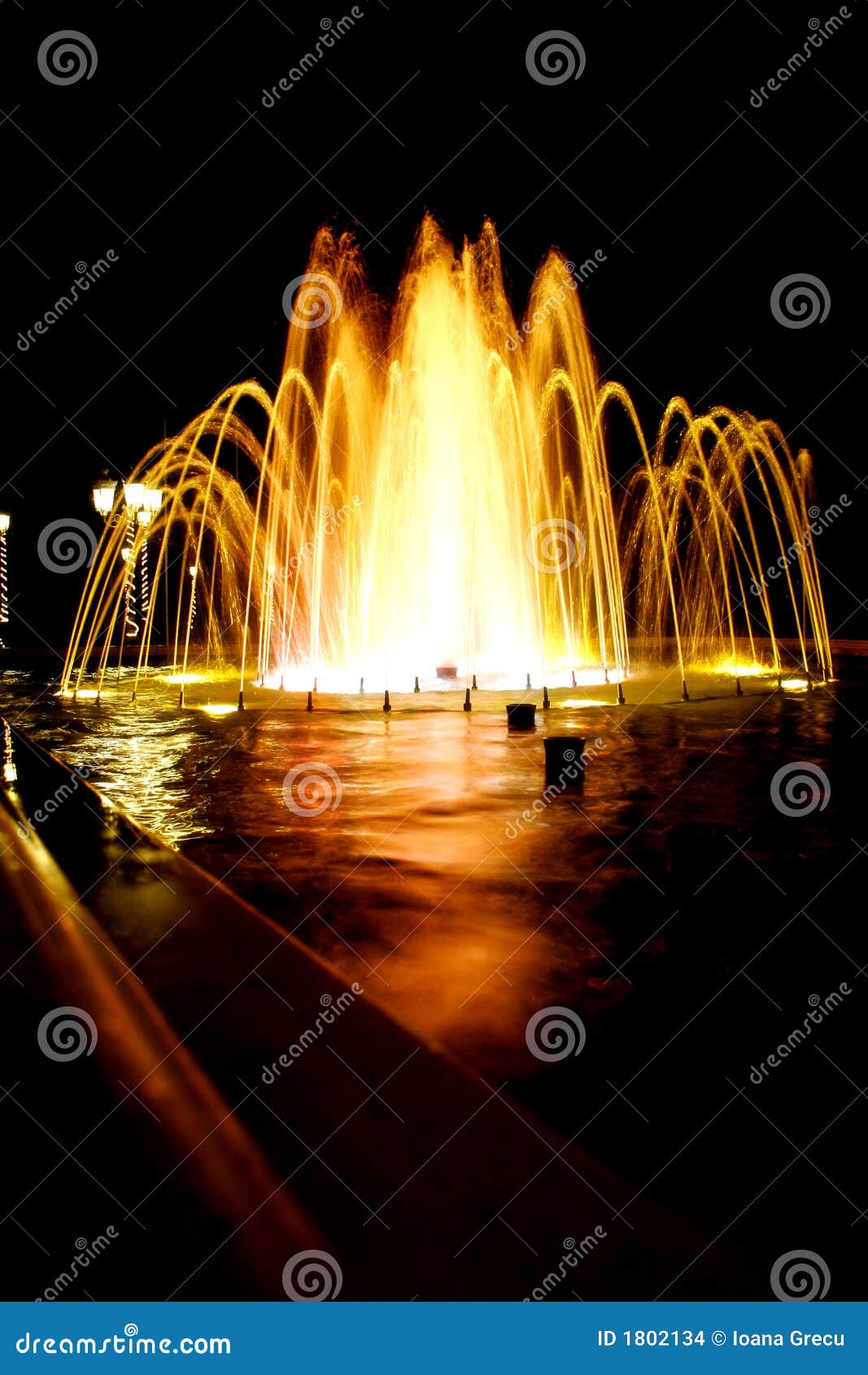 Night View of Colorful Fountain Stock Photo - Image of spouting ...