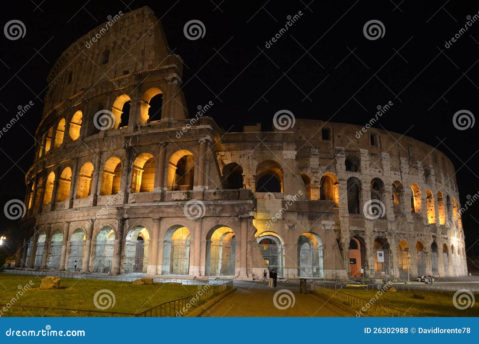 Night View of the Colosseum. Rome Stock Photo - Image of gladiator ...
