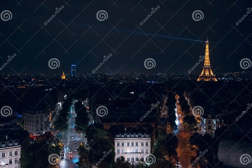 Night View of the Eiffel Tower from Arc Triumph Editorial Photography ...