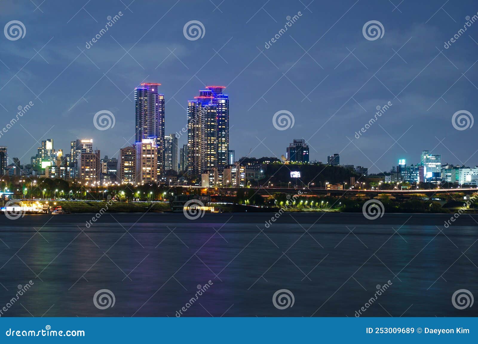 Night View of the Han River in Seoul Stock Image - Image of landmark ...