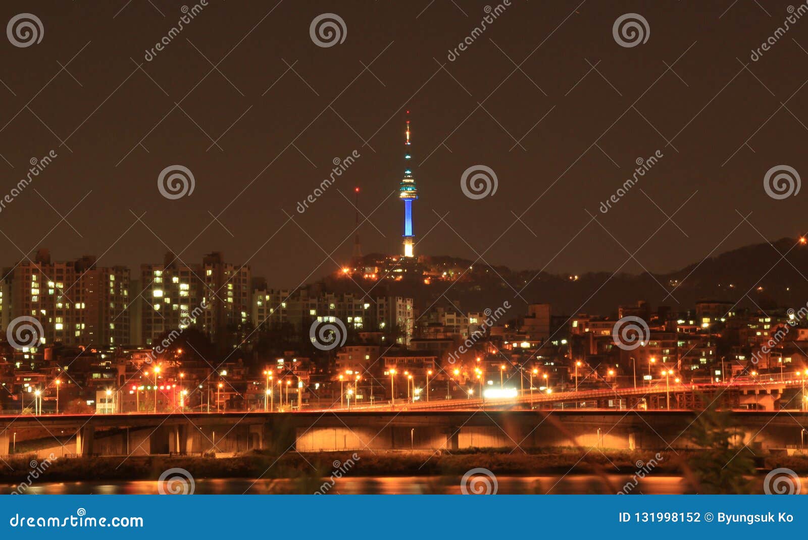 Night View of Han River, Seoul Stock Photo - Image of korea, namsan ...