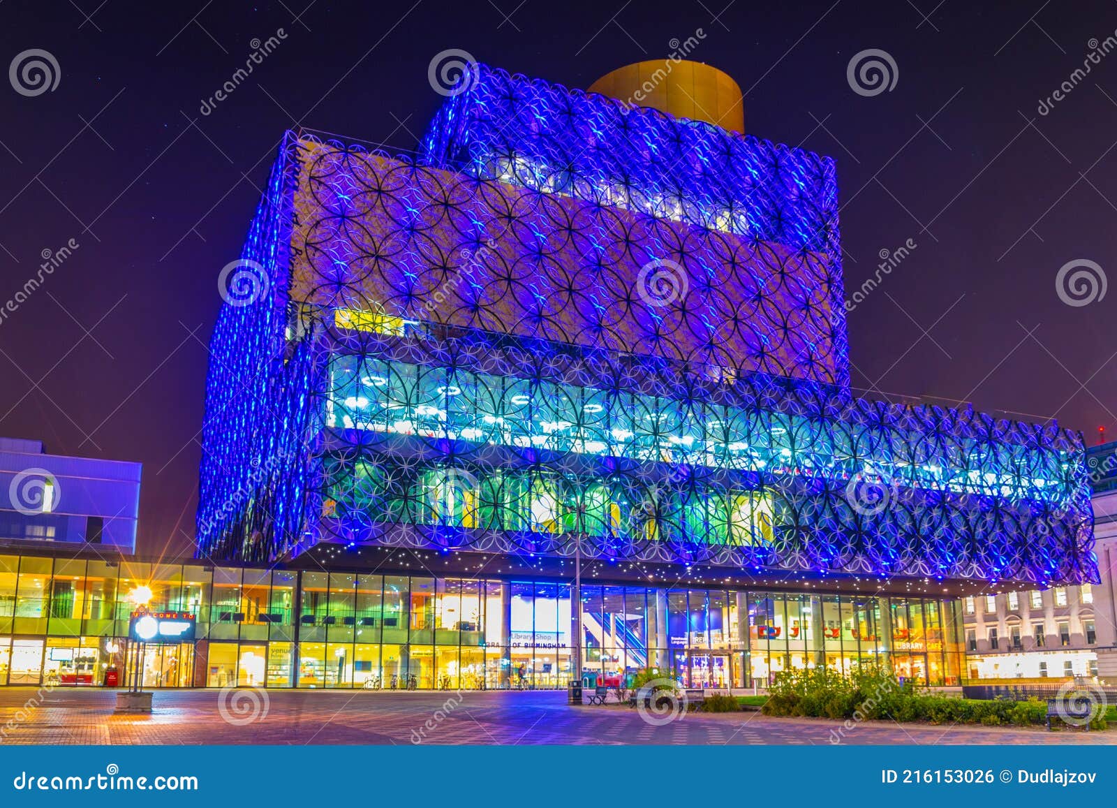 Night View of the Library of Birmingham, England Stock Photo - Image of ...
