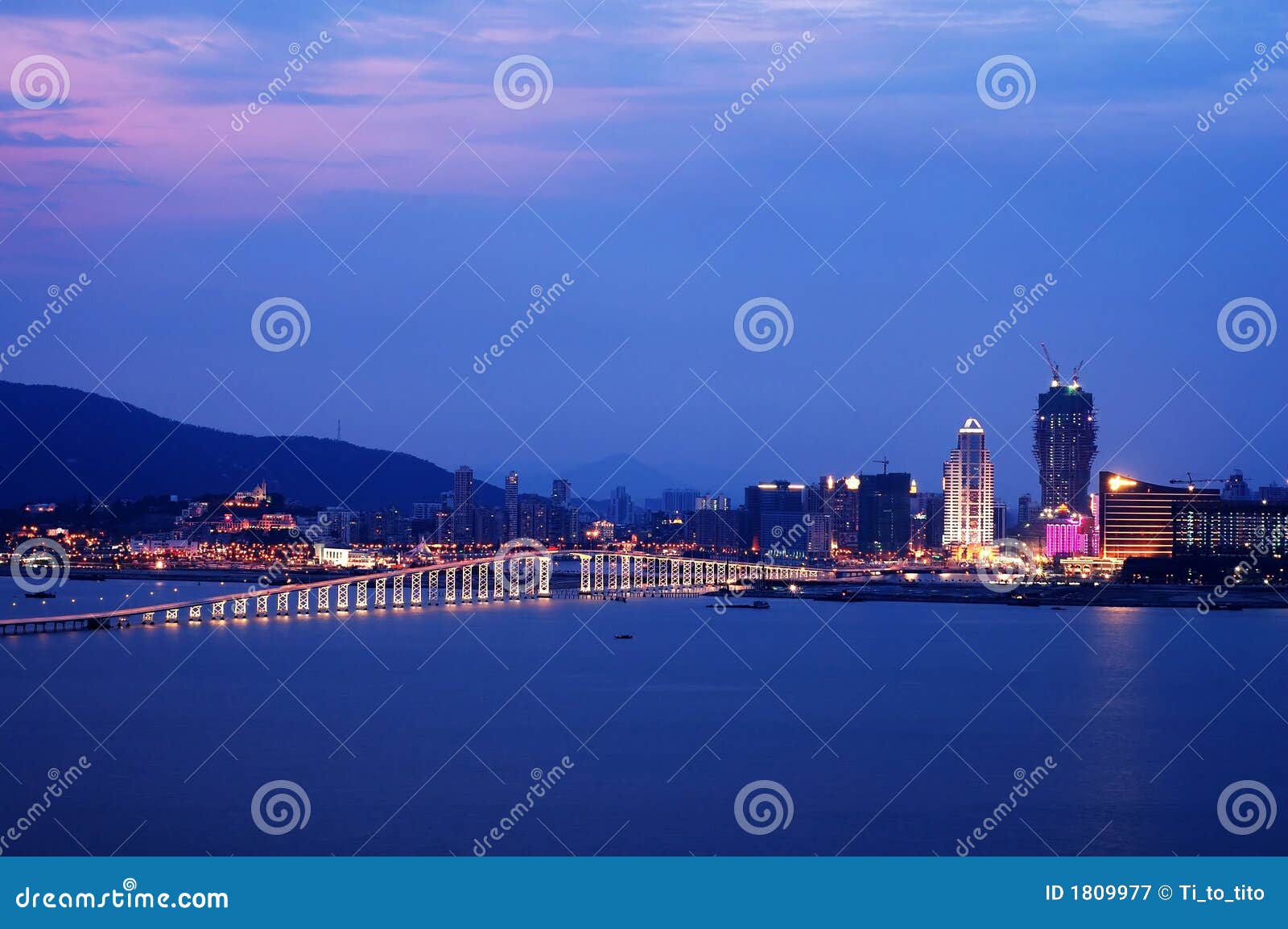 Night view of Macau city stock image. Image of architecture - 1809977