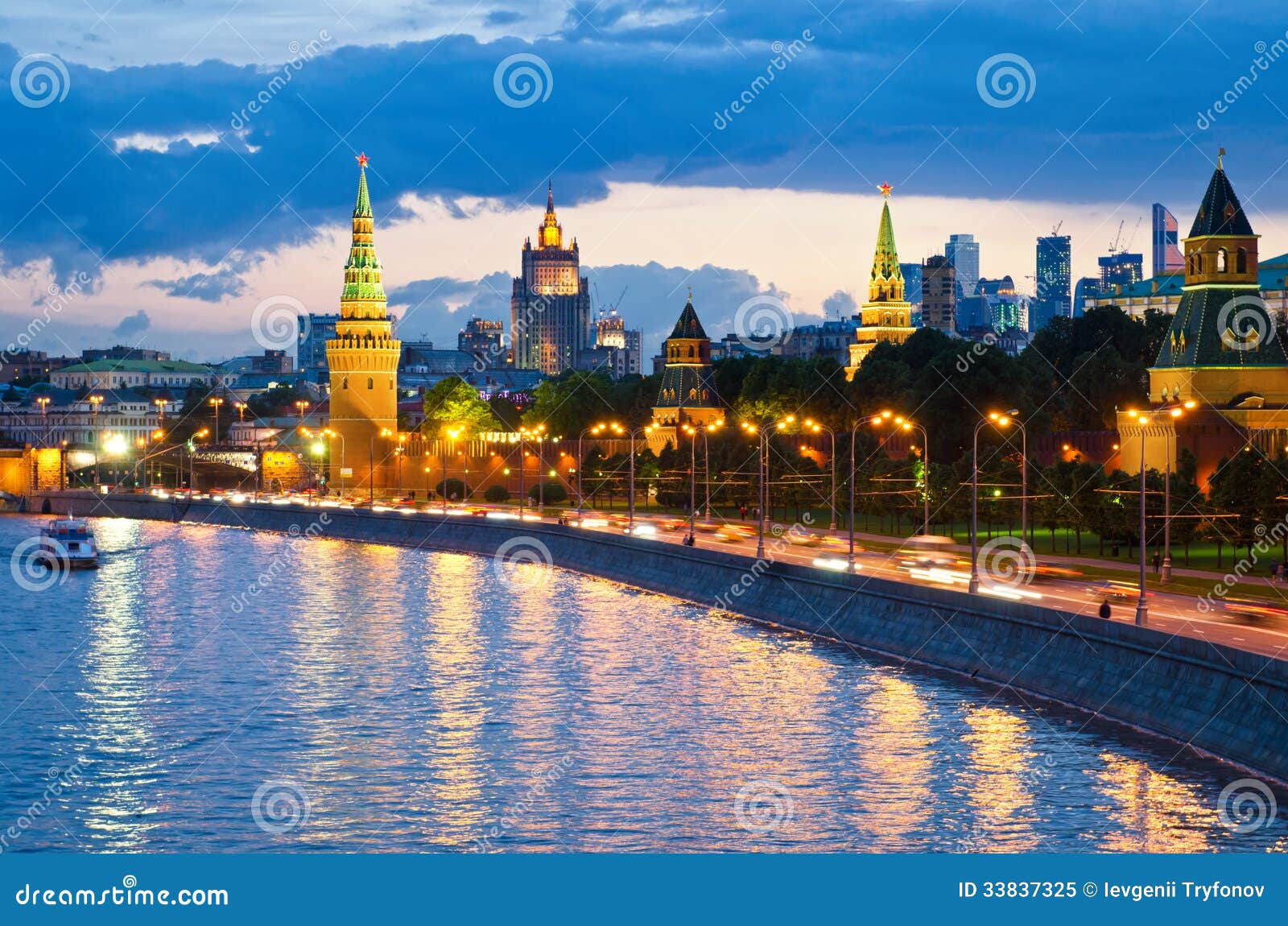 Night View of the Moscow River Stock Image - Image of night, building ...