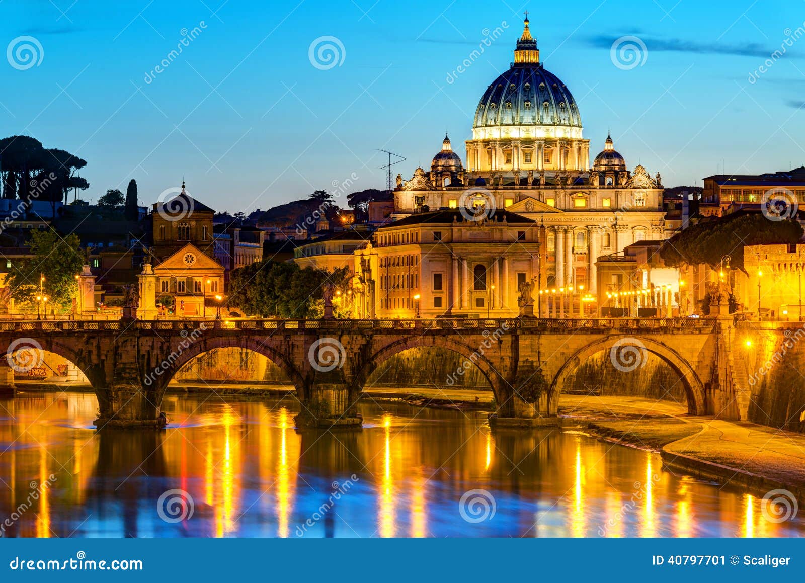 Night View at St. Peter S Cathedral in Rome Editorial Photo - Image of ...