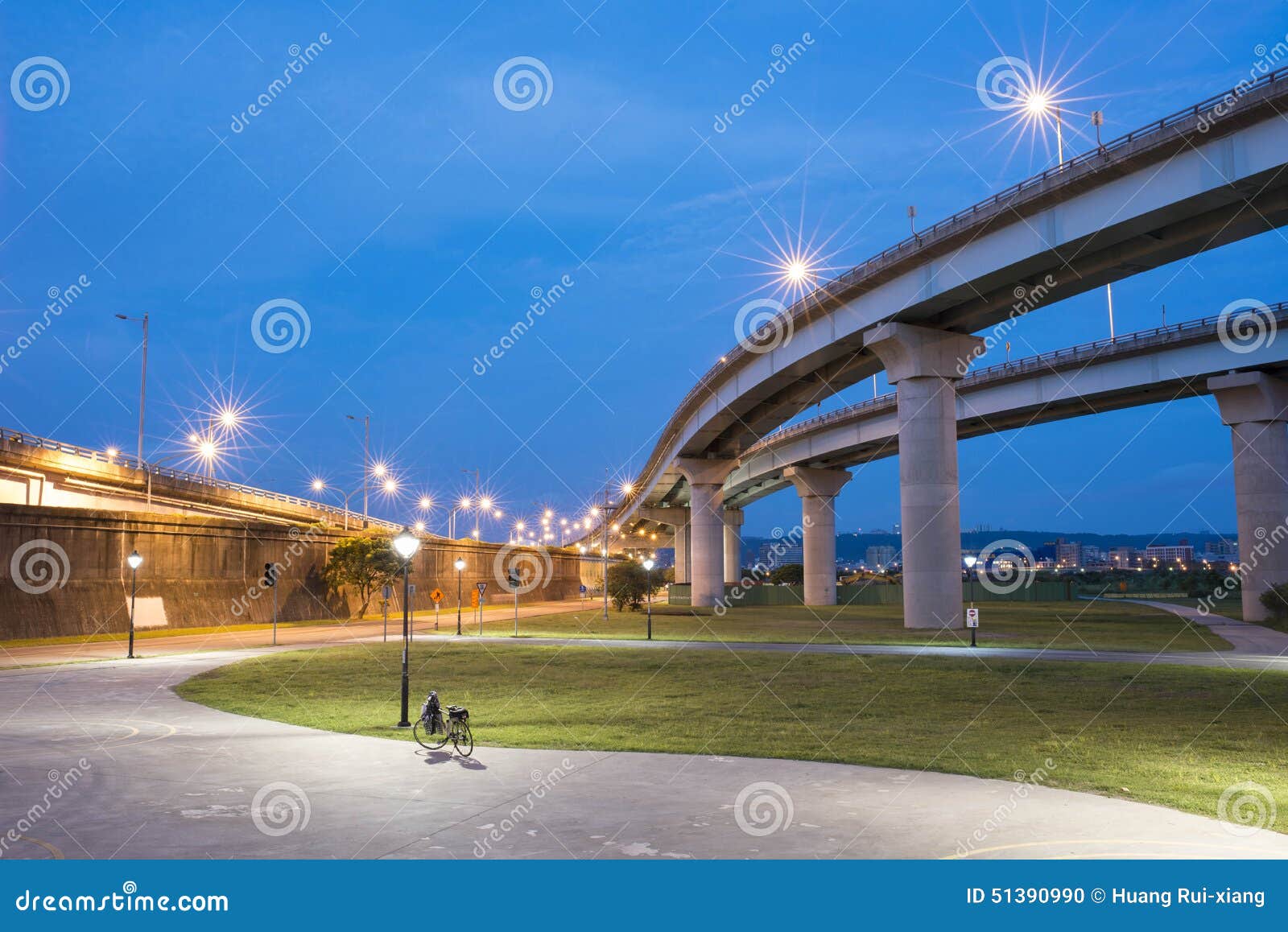 The Night View of Taiwan Highway Editorial Image - Image of highway ...